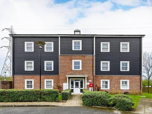 2 bedroom flat for sale