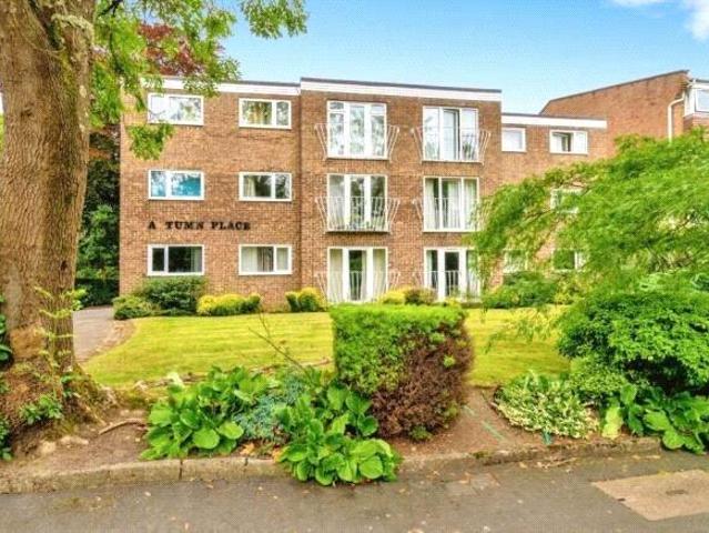 2 bedroom flat for sale