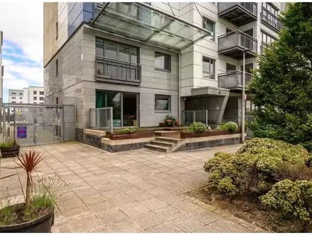 2 bedroom flat for sale, Western Harbour Terrace, Newhaven, Ed.