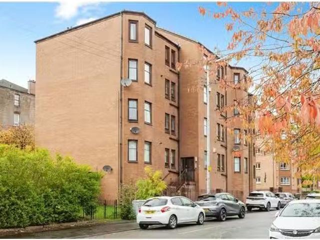 2 bedroom flat for sale, Armadale Street, Dennistoun, Glasgow.