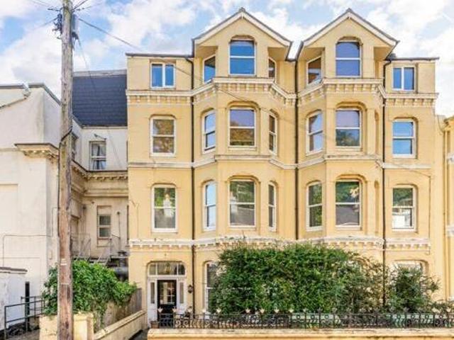 2 Bedroom Flat For Sale In 40 Castlemona Avenue
