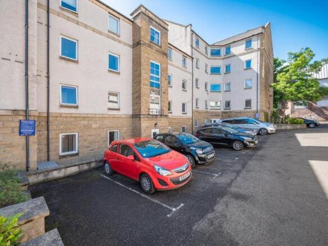 2 bedroom flat for sale in 4/1 Dicksonfield, Edinburgh, EH7