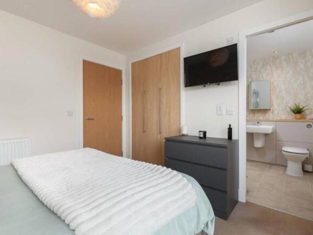2 bedroom flat for sale in 4/ Burnbrae Park, Edinburgh, EH12 8AN, EH12