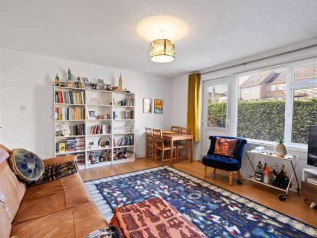 2 bedroom flat for sale in 4 Craigleith Hill, Craigleith, Edinburgh, EH4 2EF, EH4