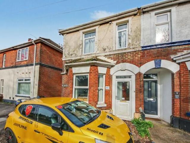 2 bedroom flat for sale in 503 Bitterne Road East, Bitterne, SO18