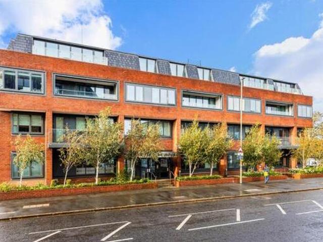 2 Bedroom Flat For Sale In 57 East Street