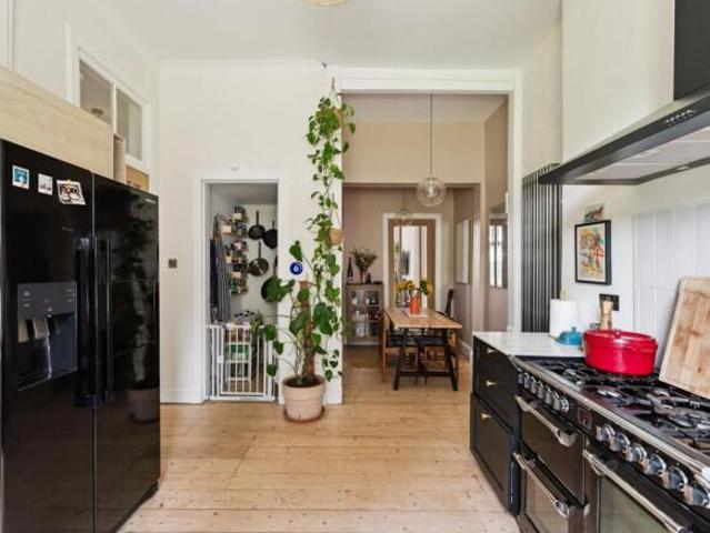 2 bedroom flat for sale in 5 Leven Street, Flat 0/1, Pollokshields, Glasgow, G41 2JB, G41