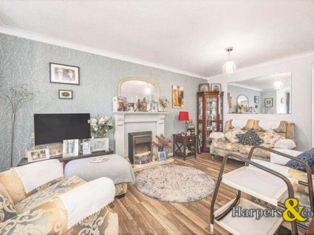 2 bedroom flat for sale in 66 Parkhill Road, Bexley, DA5