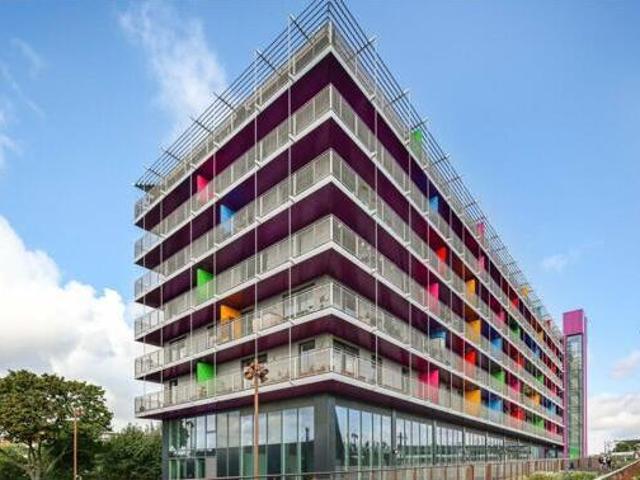2 Bedroom Flat For Sale In 6 Carriage Way, London