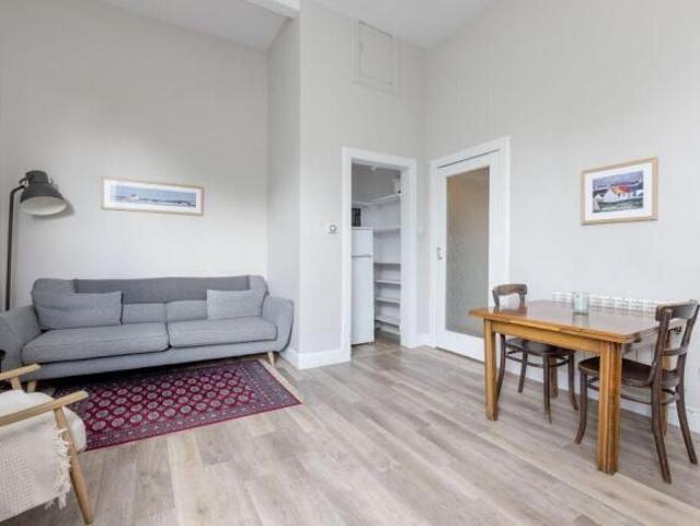 2 bedroom flat for sale in 7/3 Cornwallis Place, New Town, Edinburgh, EH3 6NG, EH3