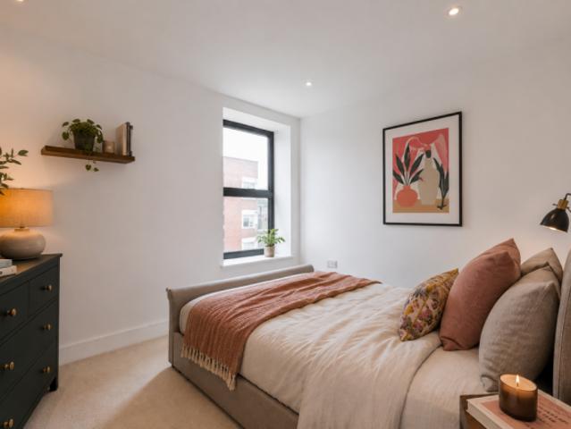 2 bedroom flat for sale in 7 Gressenhall Road, Southfields, London. SW18 1PQ, SW18