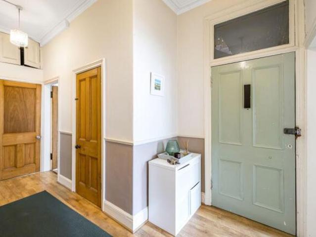 2 bedroom flat for sale in 8/2 Blackwood Crescent, Newington, Edinburgh, EH9 1QY, EH9