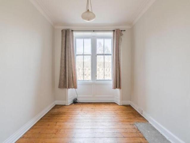 2 bedroom flat for sale in 84 Novar Drive, Hyndland, G12