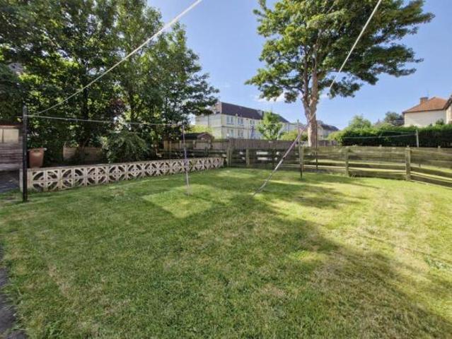 2 bedroom flat for sale in 87/1 Lochend Gardens, Lochend, Edinburgh, EH7 6DQ, EH7