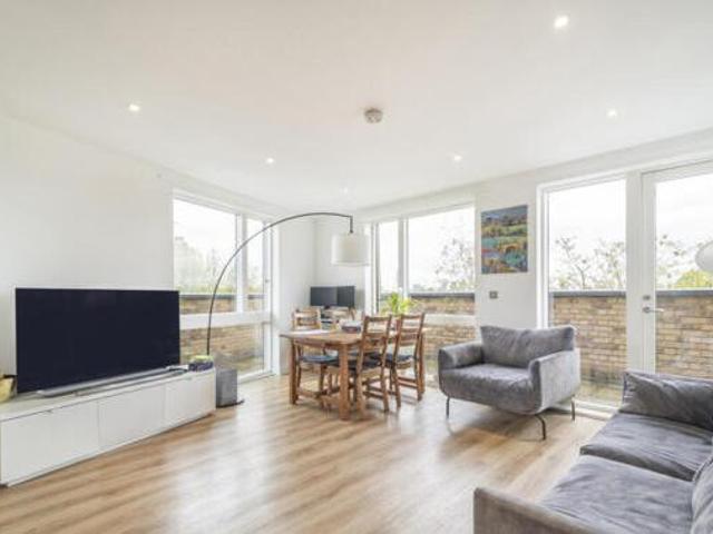 2 Bedroom Flat For Sale In 8 Nauticus Walk