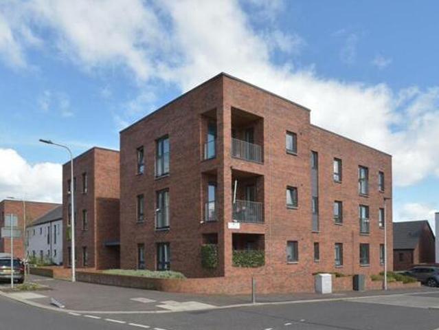 2 Bedroom Flat For Sale In 9 Greendykes Road, Edinburgh