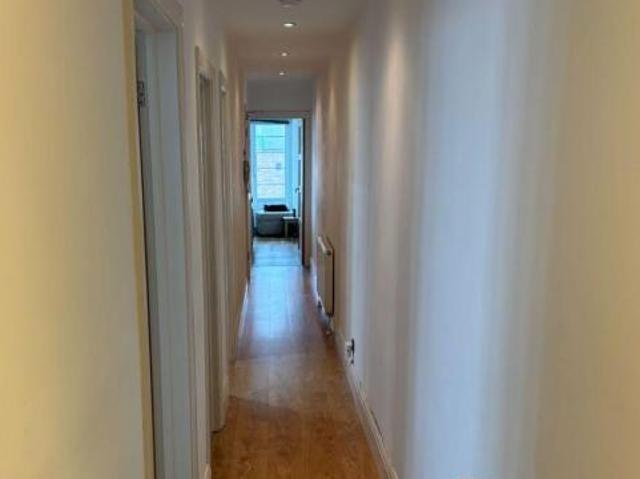 2 bedroom flat for sale in 9 Station Road, Westcliff on Sea, Essex, SS0 7RA, SS0