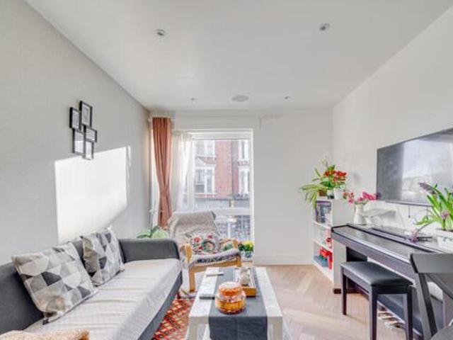 2 Bedroom Flat For Sale In 100 New Kings Road