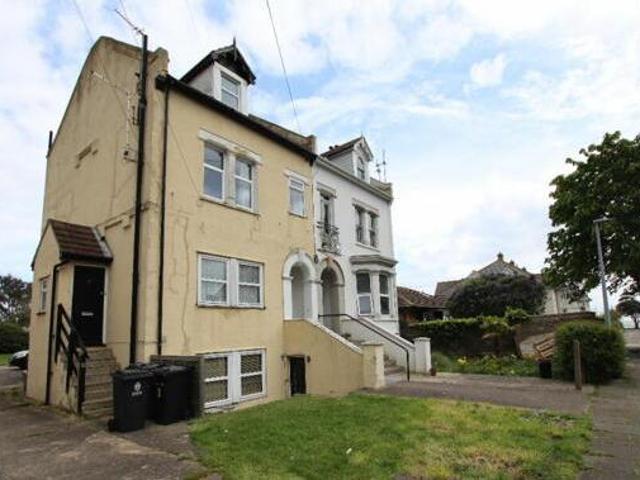 2 Bedroom Flat For Sale In 10 Victoria Road, Clacton on sea