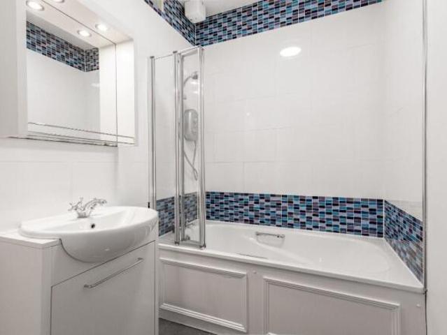 2 bedroom flat for sale in 11/4 Grindlay Street, Edinburgh, EH3