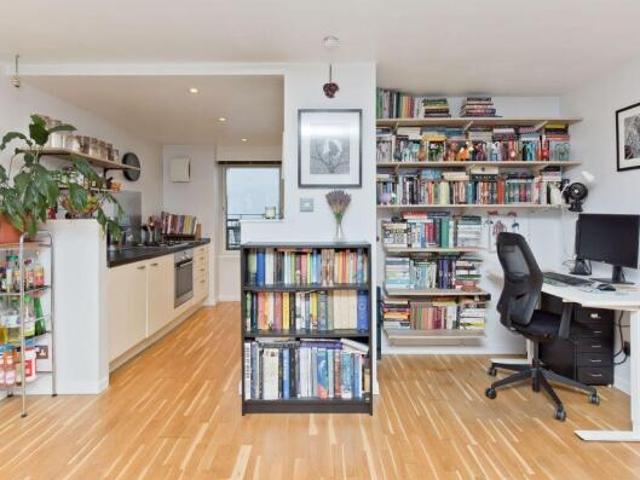 2 bedroom flat for sale in 1/2 18 McPherson Street, Glasgow, G1 5AJ, G1