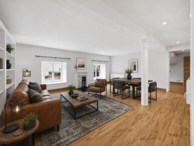 2 bedroom flat for sale in 138/3 Calton Road, Old Town, Edinburgh, EH8
