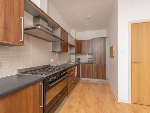 2 bedroom flat for sale in 13/8 West Tollcross, Edinburgh, EH3