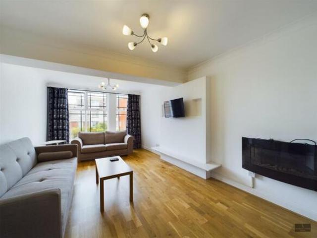 2 bedroom flat for sale in 145 147 Fore Street, Exeter, EX4