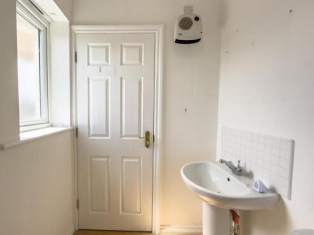 2 bedroom flat for sale in 14 Kingfisher Court, Gateshead, Tyne and Wear NE11 9FB, NE11