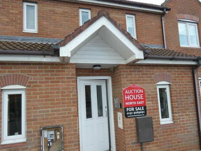 2 bedroom flat for sale in 15 Edgefield West Allotment Newcastle upon Tyne Tyne and Wear NE27 0BT