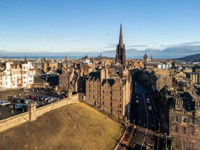 2 bedroom flat for sale in 16/8 Johnston Terrace, Edinburgh, EH1 2PR, EH1