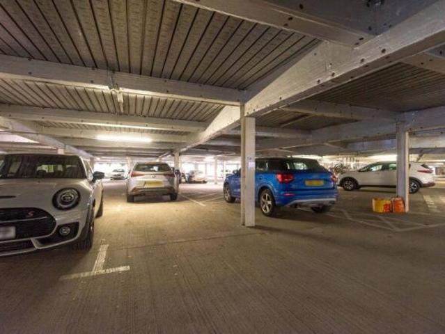 2 bedroom flat for sale in 199/21 Lindsay Road, The Shore, Edinburgh, EH6 6ND, EH6
