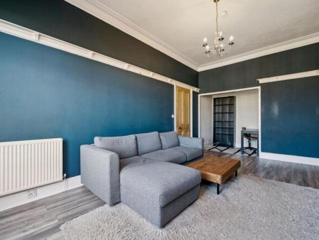 2 bedroom flat for sale in 222 Newlands Road, Flat 2/1, Cathcart, Glasgow, G44 4EL, G44