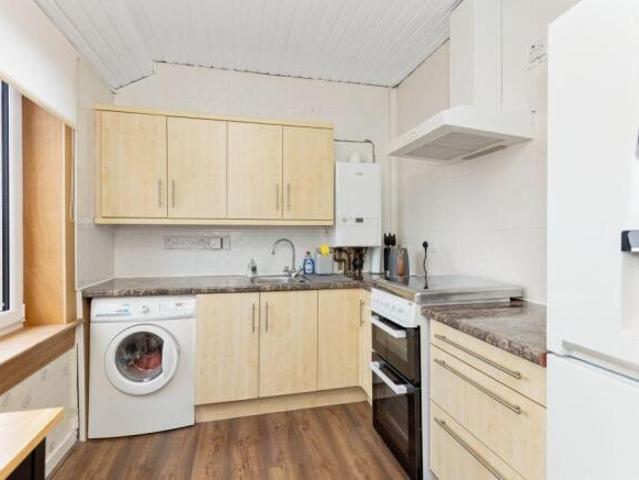 2 bedroom flat for sale in 229 Colinton Mains Road, Colinton Mains, Edinburgh, EH13 9BT, EH13