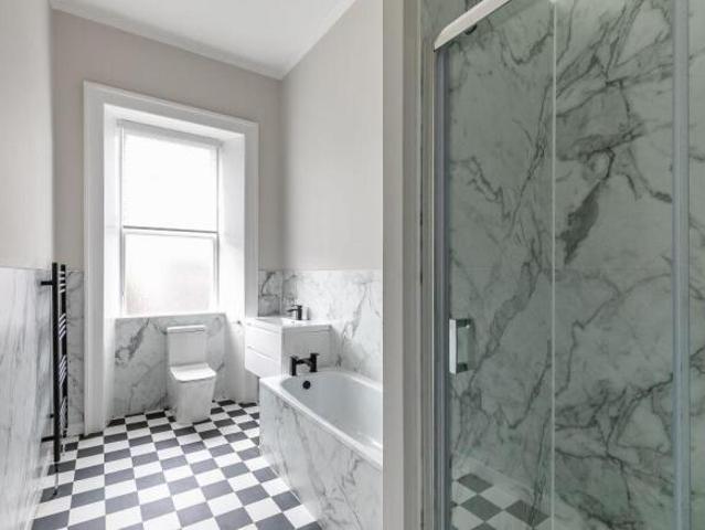 2 bedroom flat for sale in 23/2 London Street, New Town, Edinburgh, EH3 6LY, EH3