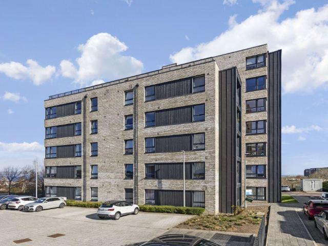 2 bedroom flat for sale in 25/21 Kingsburgh Crescent, Granton, Edinburgh, EH5 1RU, EH5