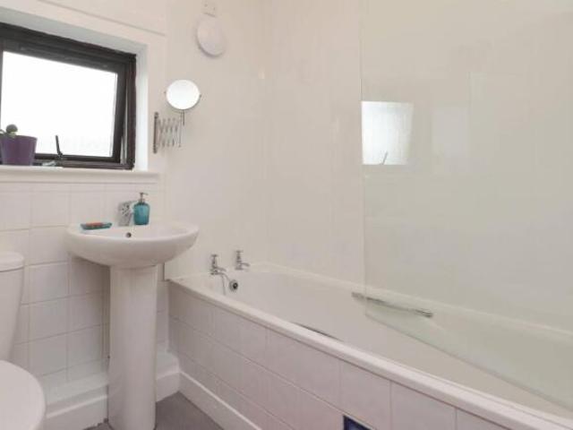 2 bedroom flat for sale in 2/5 Hermits Croft, Newington, Edinburgh, EH8 9RF, EH8