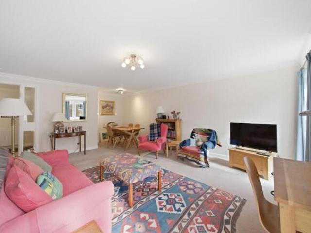 2 bedroom flat for sale in 27/10 Fettes Row, New Town, Edinburgh, EH3