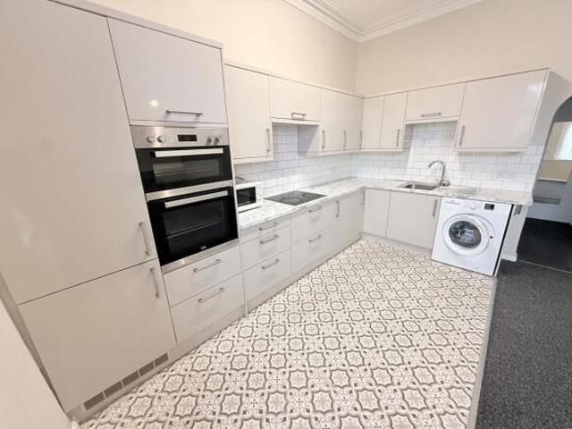 2 bedroom flat for sale in 2 Bedroom First Floor Flat with Open Plan Living in West Hoe, Plymouth, PL1