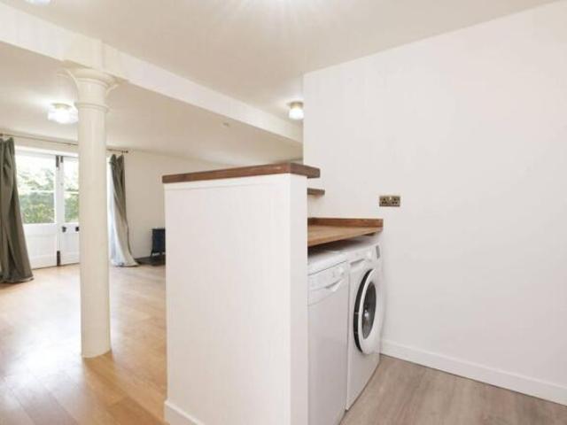2 bedroom flat for sale in 2 Campbells Close, Old Town, Edinburgh, EH8 8JJ, EH8