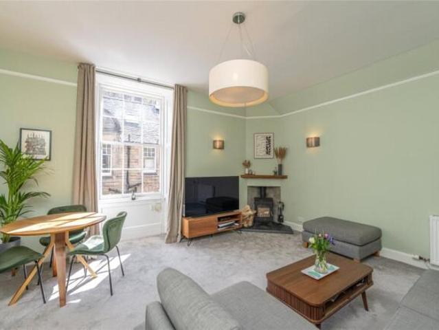 2 bedroom flat for sale in 3/1 Rothesay Mews, Edinburgh, EH3