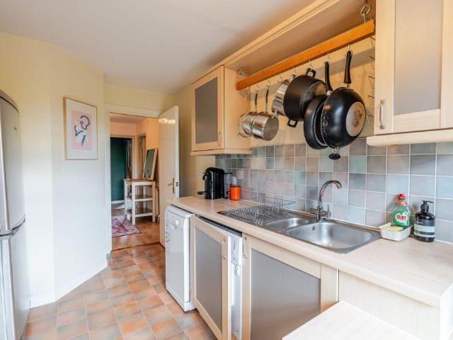 2 bedroom flat for sale in 32/6 Sinclair Place, Gorgie, Edinburgh, EH11 1AP, EH11