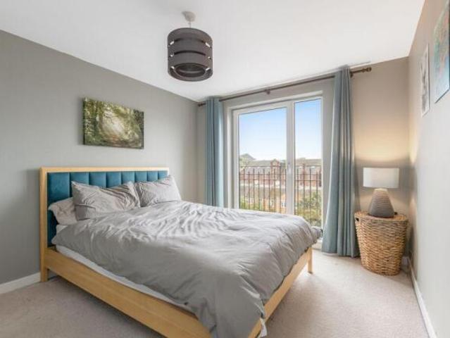 2 bedroom flat for sale in 3/29, Salamander Court, Leith, Edinburgh, EH6 7JE, EH6