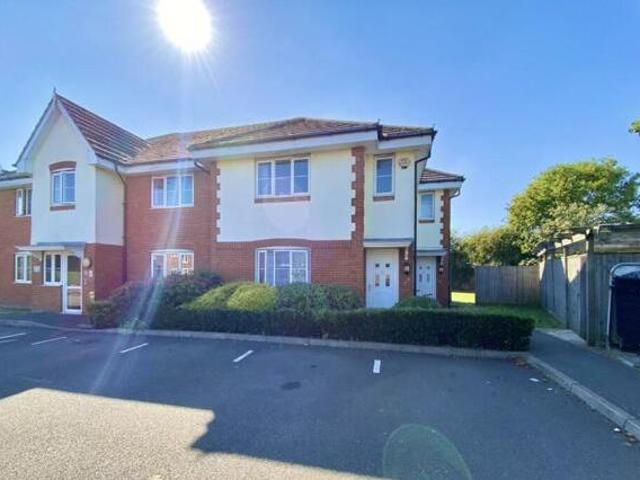 2 Bedroom Flat For Sale In 37 Oxford Avenue, Harlington
