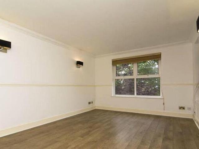 2 Bedroom Flat For Sale In 35 Churchfields, London