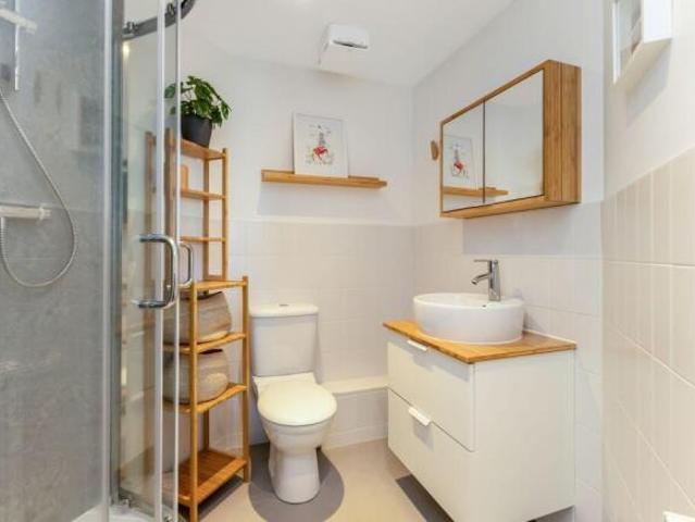 2 bedroom flat for sale in 3/8 Papermill Wynd, Bellevue, Edinburgh, EH7 4QL, EH7
