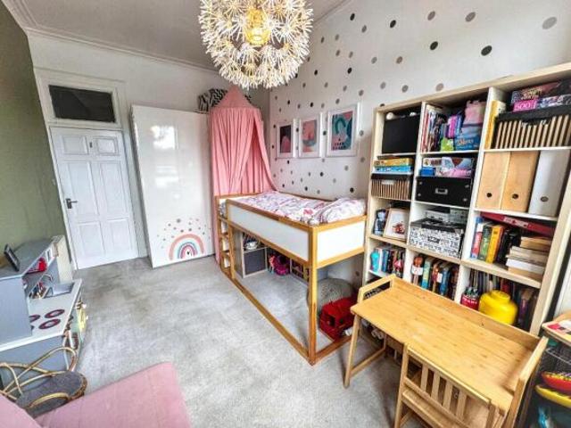 2 bedroom flat for sale in Tantallon Road, Glasgow, G41