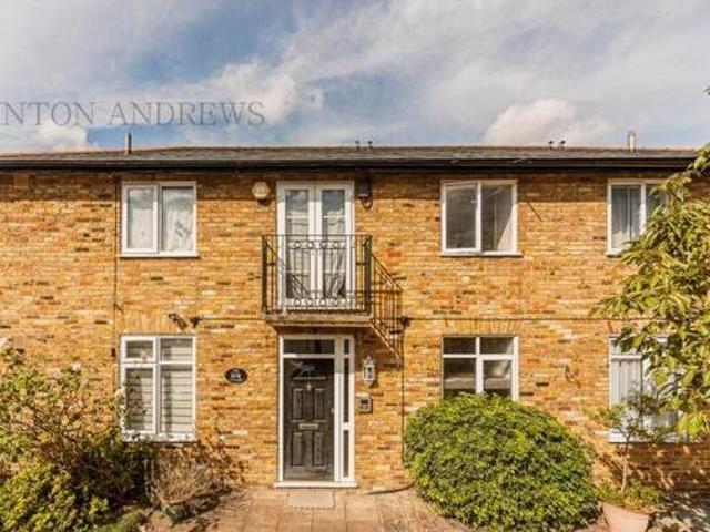 2 Bedroom Flat For Sale In Tentelow Lane, Norwood Green