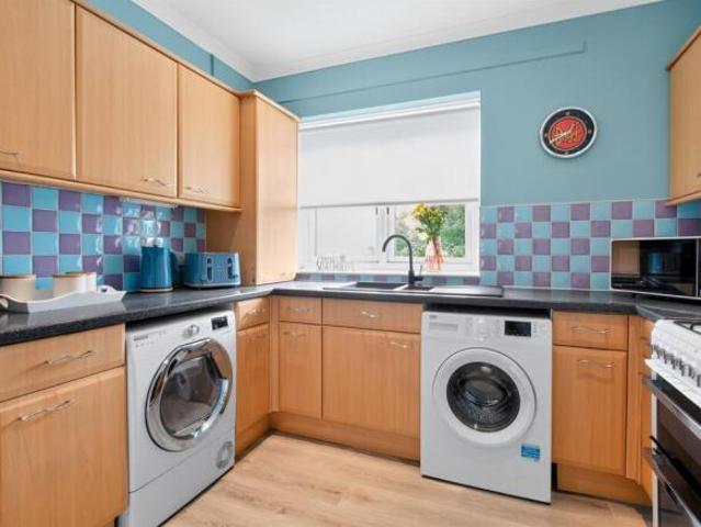2 bedroom flat for sale in Tennyson Drive, Glasgow, G31
