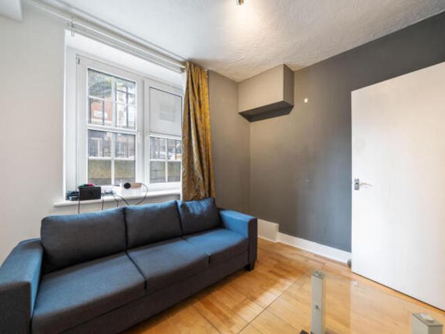2 bedroom flat for sale in Thanet Street, Bloomsbury, London, WC1H